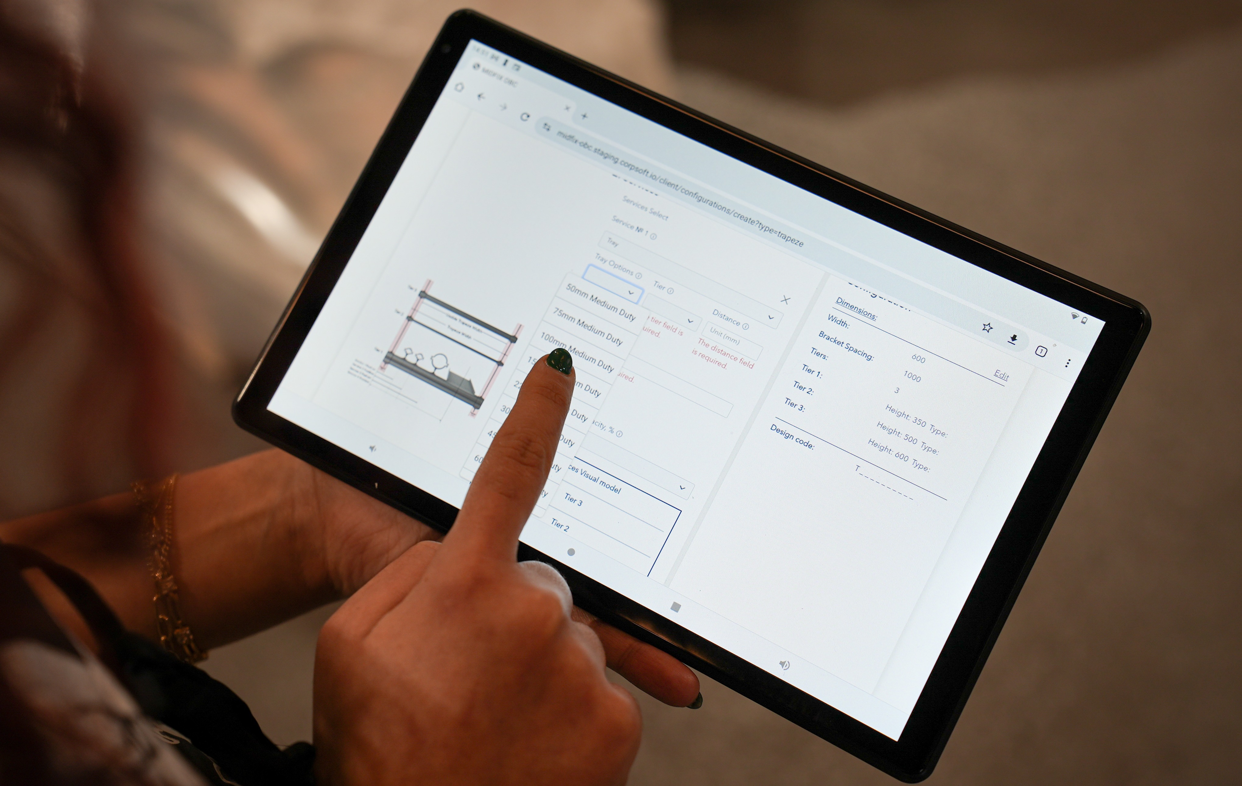 What is dynaMX? MIDFIX's online bracket configurator
